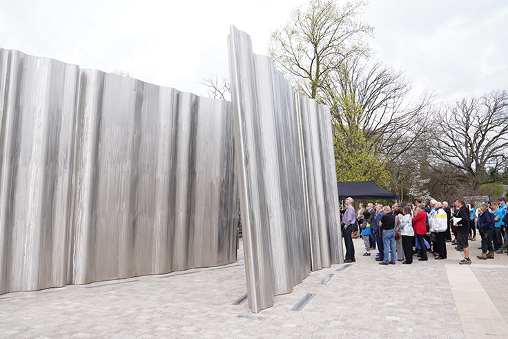 Official Unveiling of Niagara Strait Sculpture at the Botanical Gardens ...